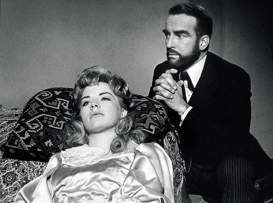 ‘Freud’, la serie. Un parallelo (impietoso) con il film di J. Huston ...